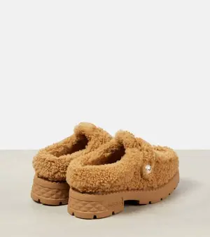 JIMMY CHOO Shea Shearling Mules - Brown