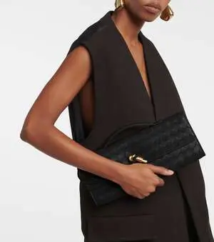 Bottega Veneta Andiamo Intrecciato Leather Clutch - Black