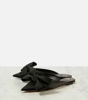 Valentino Garavani Un Chateau Bow Satin Mules