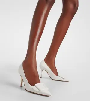 Manolo Blahnik Maysale 70 Suede Pumps - White