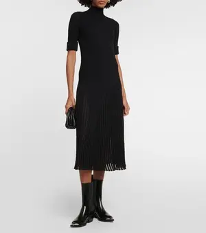 Dorothee Schumacher Leather Chelsea Boots