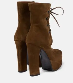 Alaïa Trekk Suede Ankle Boots - Brown