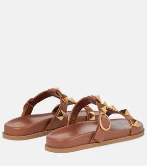 Valentino Garavani Roman Stud Leather Slides - Brown