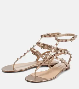 Valentino Garavani Vlogo Leather Thong Sandals