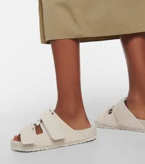 BIRKENSTOCK X Tekla Uji Suede Slides - White