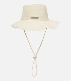 Jacquemus Le Bob Artichaut Bucket Hat - White