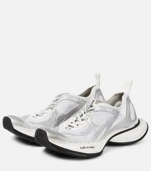 Balenciaga Circuit Low-top Sneakers - White