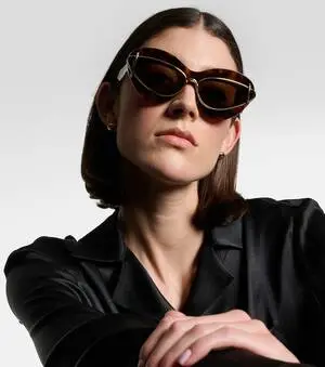 Loewe Cat Eye Sunglasses - Brown