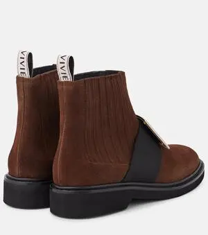 ROGER VIVIER Viv' Rangers Chelsea Boots