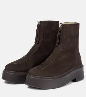 THE ROW Zipped Suede Ankle Boots - Brown