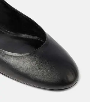 Attico Cloe Leather Slingback Flats In Ivory Glow - Black