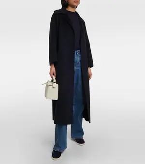 ROGER VIVIER Leather Loafers