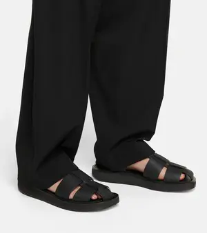 THE ROW Fisherman Leather Sandals - Black
