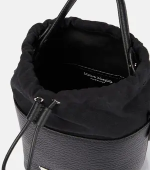 MAISON MARGIELA 5ac Leather Bucket Bag - Black