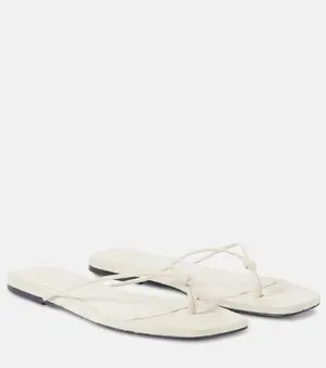 TOTEME The Knot Suede Thong Sandals - Beige