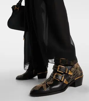 Chloé Susanna Studded Leather Ankle Boots - Black