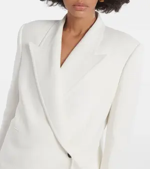 Khaite Jacobson Notched Lapel Blazer