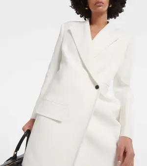 Khaite Jacobson Notched Lapel Blazer
