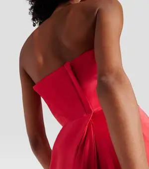 VIVIENNE WESTWOOD Off-the-shoulder Satin Gown - Red