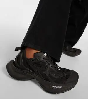 Balenciaga Circuit Sneakers - Black