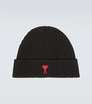 AMI Paris De Coeur Ribbed-knit Beanie - Black