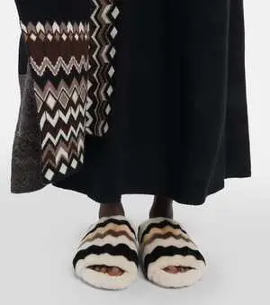 Chloé Saam Chevron Shearling Slides