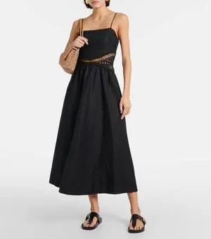 Tory Burch Mellow Leather Thong Sandals
