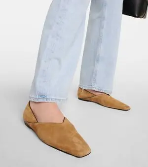 TOTEME The Everyday Flat Suede Ballerinas - Beige