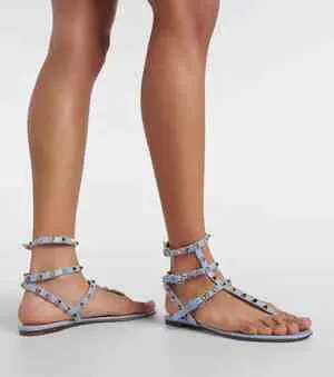 Valentino Garavani Rockstud Thong Sandals