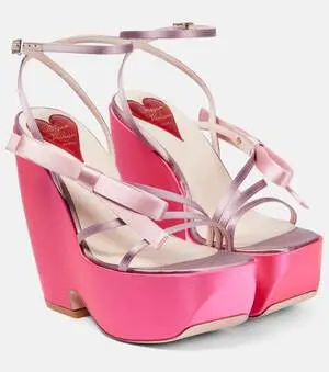 ROGER VIVIER Choc Bow Satin Wedge Sandals - Pink