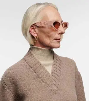 Fendi O’lock Cat-eye Sunglasses
