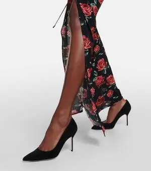Manolo Blahnik Bb 90 Suede Pumps - Black