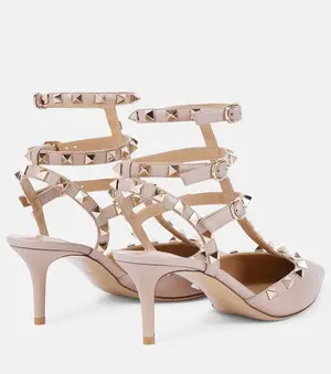 Valentino Garavani Rockstud Leather Pumps - Beige