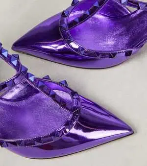 Valentino Garavani Rockstud Patent Leather Pumps - Purple