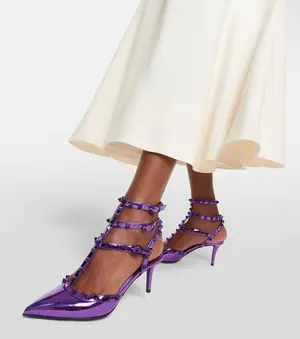 Valentino Garavani Rockstud Patent Leather Pumps - Purple