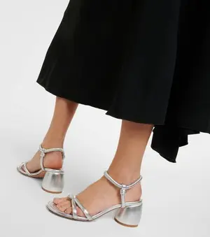 GIANVITO ROSSI Cassis Metallic Leather Sandals - Silver