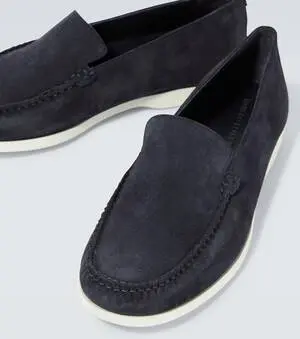 Manolo Blahnik Monaco Suede Loafers - Blue