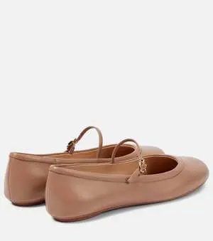 GIANVITO ROSSI Carla Leather Ballerinas - Beige