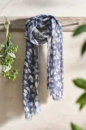 TERRAIN Gkgo Leaves Wool Scarf