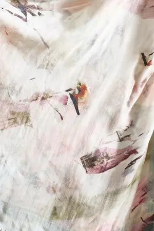 ELIZABETH GILLETT Pated Lilies Scarf - Grey