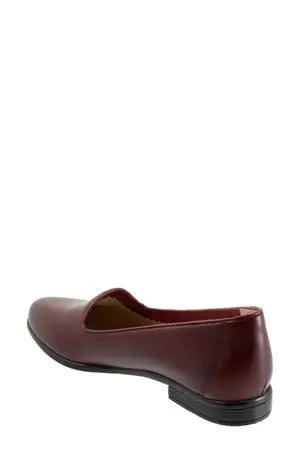Trotters Liz Leather Flat - Oxblood