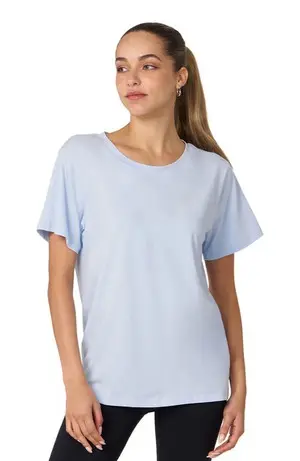 REBODY Essentials Oversized Top - Baby Blue