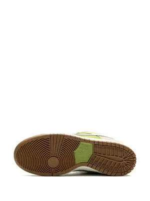 Nike Sb Dunk Low Escargot Sneakers - Green