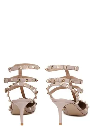Valentino Garavani Rockstud 65 Patent Leather Pumps - Nude