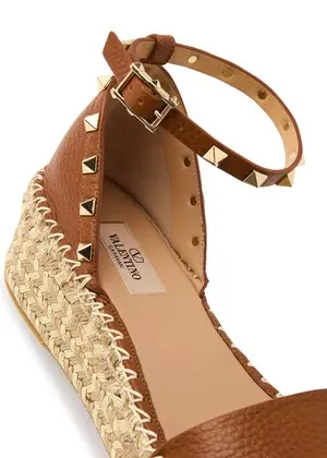 Valentino Garavani Rockstud Leather Wedge Espadrilles - Tan