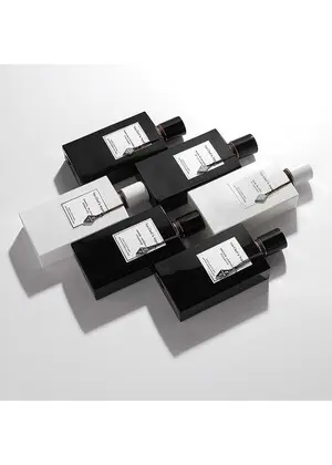 Van Cleef & Arpels Bois D'amande Eau De Parfum - N/a