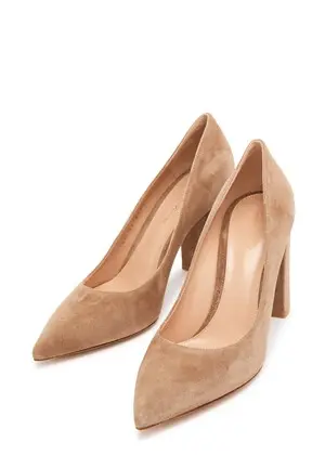 GIANVITO ROSSI Piper 85 Suede Pumps - Camel