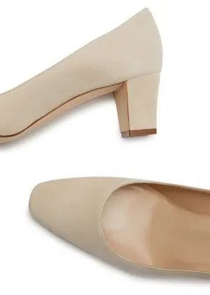 Manolo Blahnik Okkatopla 50 Suede Pumps