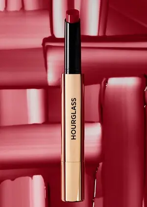 HOURGLASS Phantom Volumizing Glossy Balm