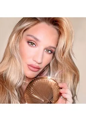 Charlotte Tilbury Airbrush Bronzer, Bronzer Skin-perfecting - 4 Deep